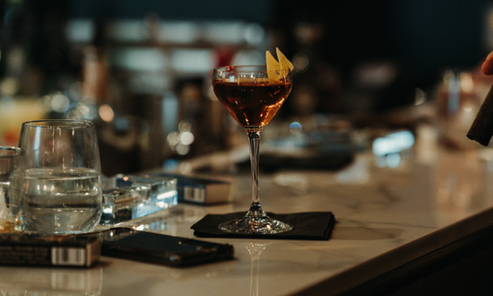SAMPLING ROOM – Thomas Hinds Tobacconist